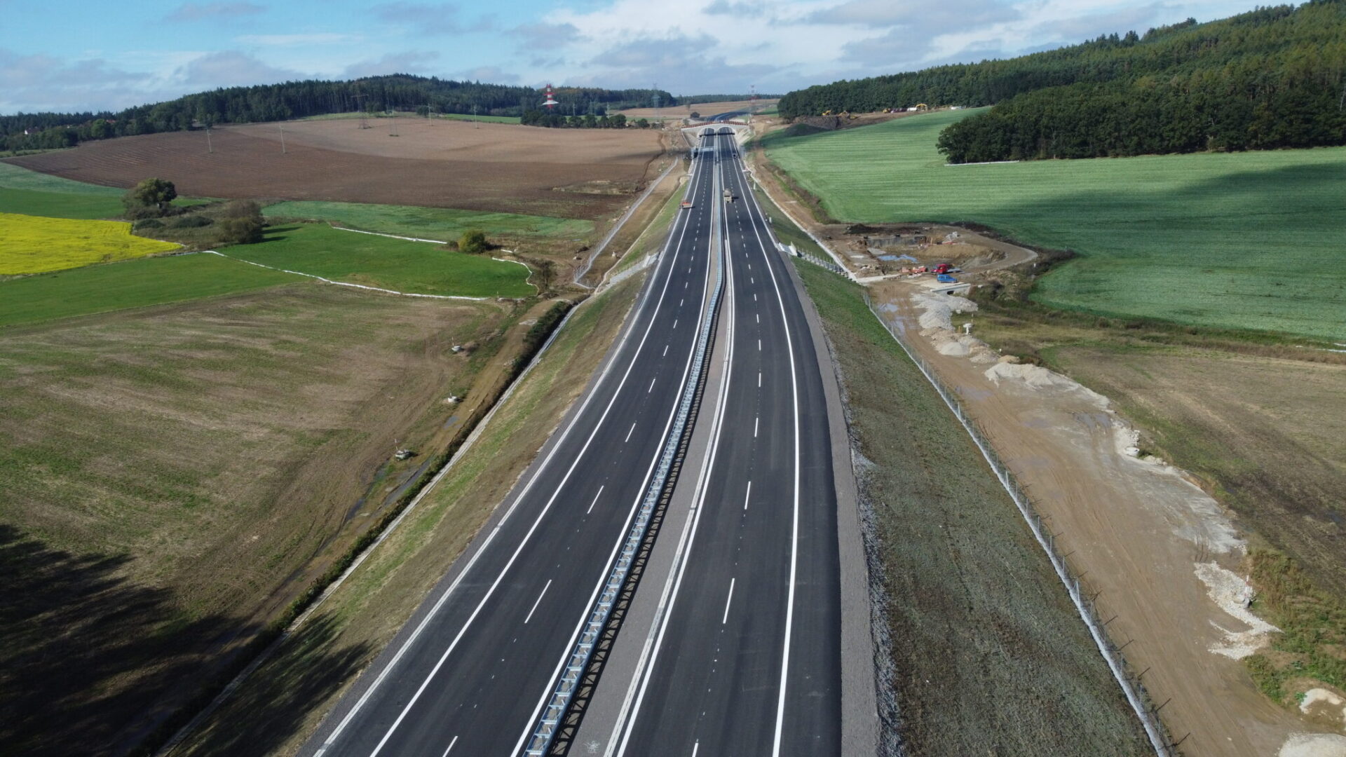 Dálnice D4 pod soukromým dohledem. Operátoři řešili i řidiče s ...