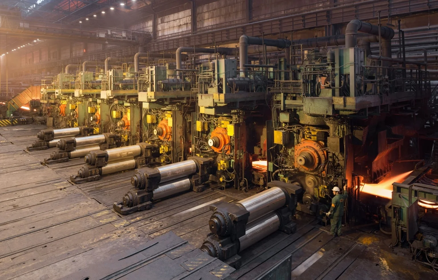 Nákup ropy a plynu od Putina skončil. Teď roste dovoz ruské oceli a ...