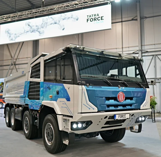 Světová premiéra: Tatra ukázala první elektro náklaďák pro nejtěžší ...